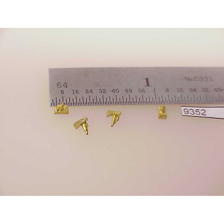 9352 - MU receptacle, Diesel,w/ cable outlet - Pkg. 4